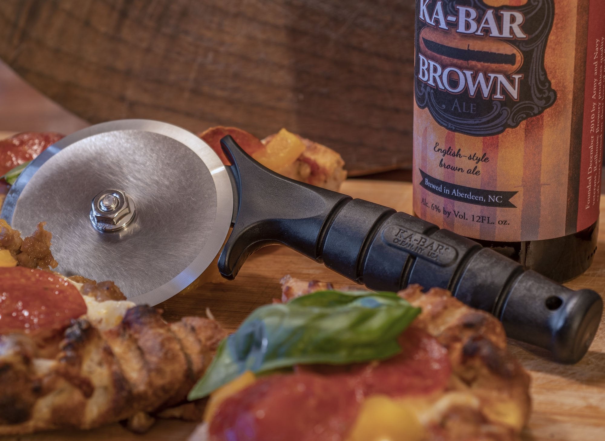 KA-BAR 'Za-Saw Pizza Cutter (9927) – CC Military Surplus, Inc.
